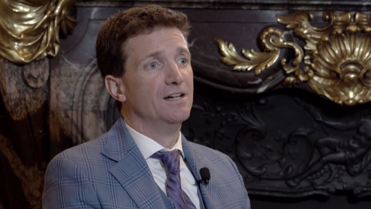 Grady Hendrix presenta Cómo vender una casa encantada, con la que ...