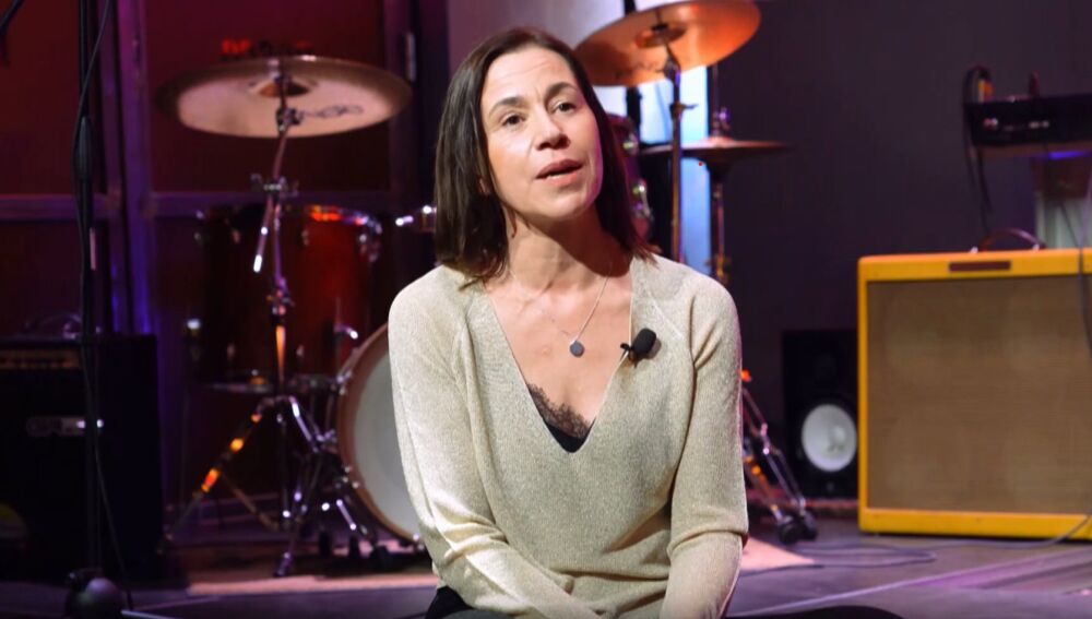 Lo que la nieve susurra al caer, la nueva novela de María Martínez, donde la música y el amor ...